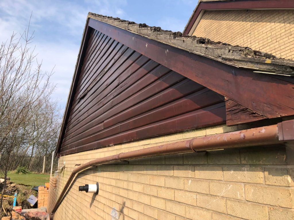 Asbestos Garage Roof Guide - RB Asbestos